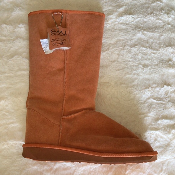 Emu | Shoes | Emu Australia Bront Hi Merino Wool And Suede Below The ...